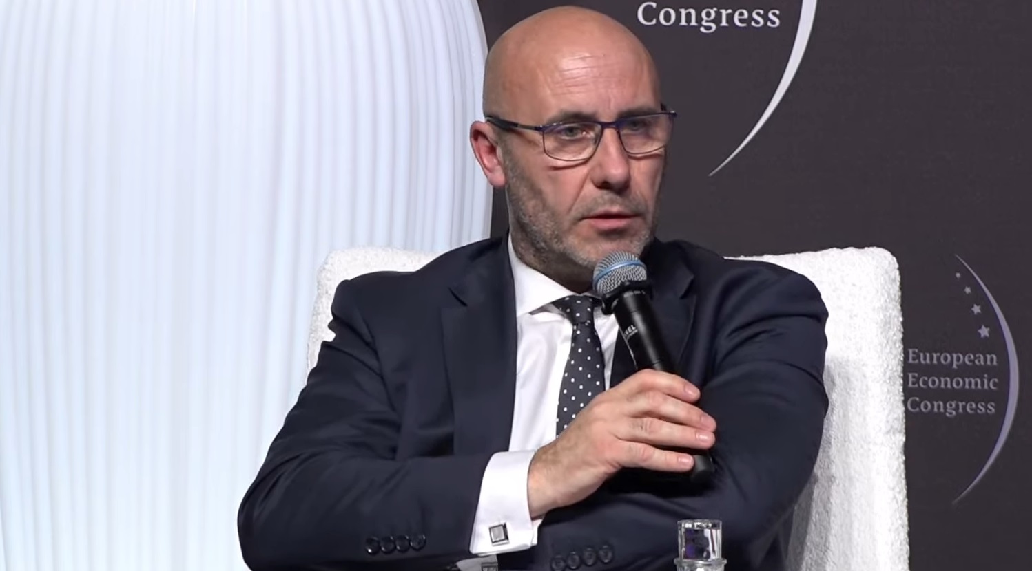 Adam Leszkiewicz, były prezes Grupy Azoty, przejmuje stery w Polskiej ...