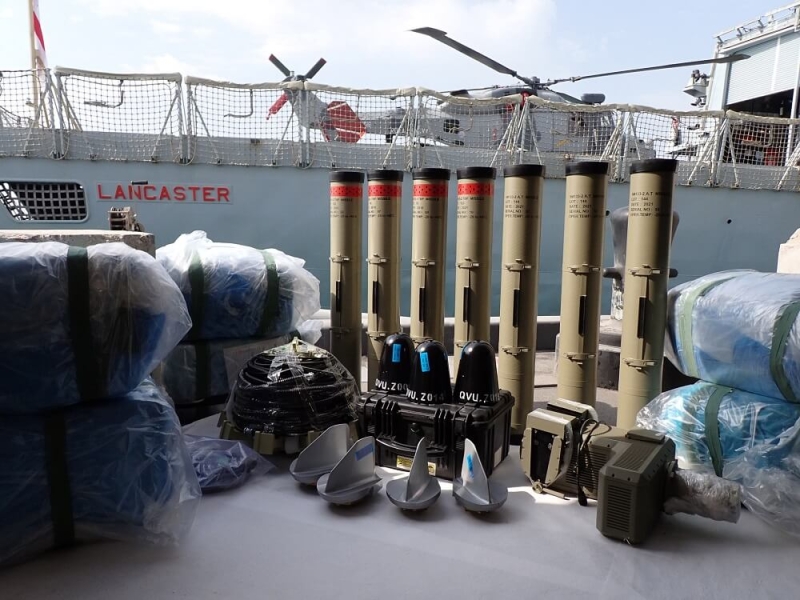 Fregata Royal Navy przejęła nielegalnie transportowaną broń z Iranu ...